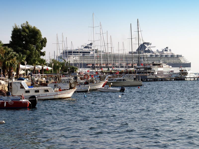 Cruise Ship - CONSTELLATION Editorial Stock Image - Image of cruise ...