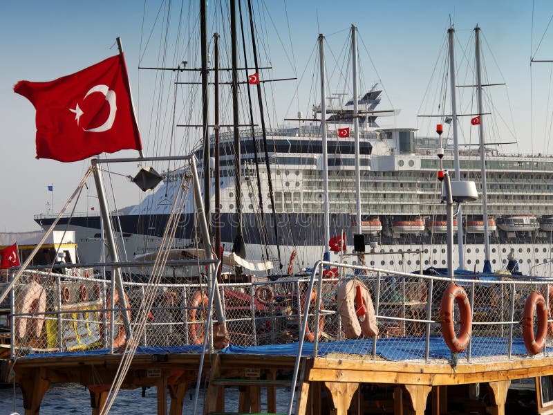 Cruise Ship - CONSTELLATION Editorial Photography - Image of ...