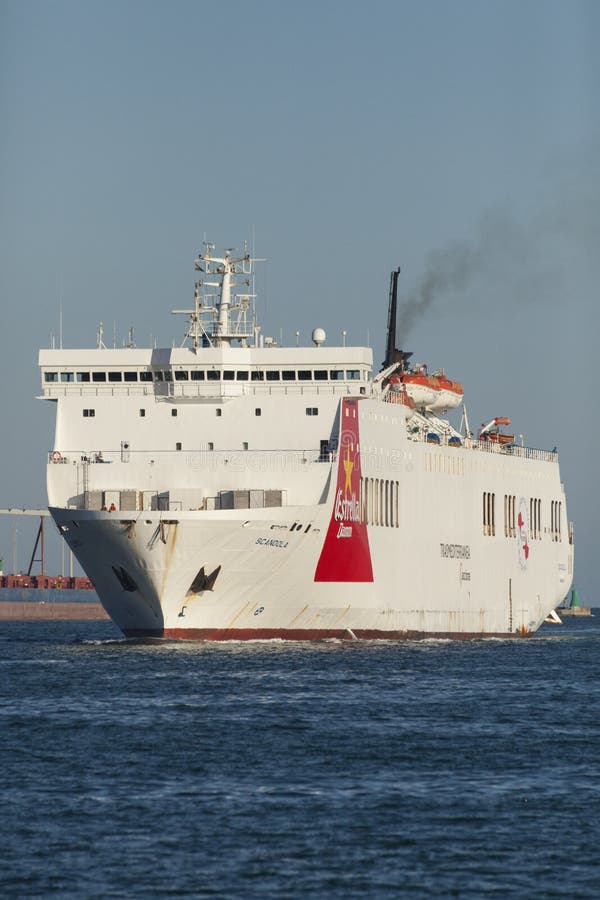 Cruise Ship Entering the Port of Valencia Editorial Stock Image - Image ...
