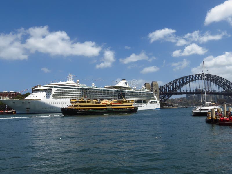 Cruise Ship and Ferry in Circular Key, Sydney Editorial Stock Image ...