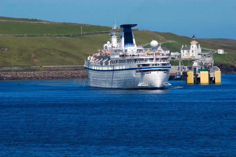 Cruise ship leaving port stock photo. Image of stern, luxury - 2545528