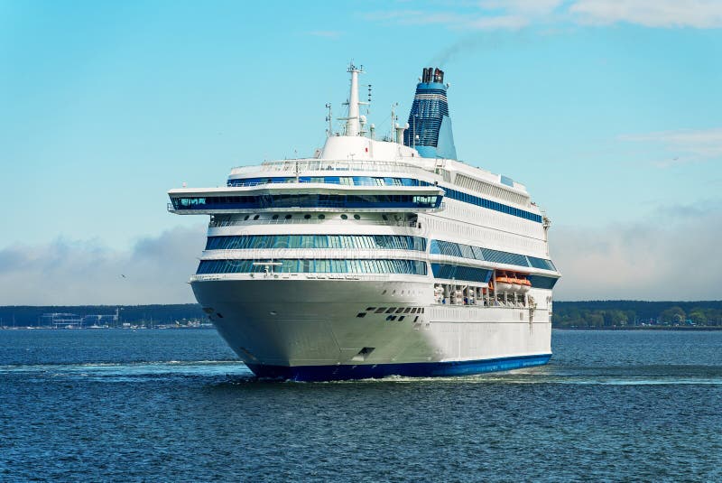 Cruise ship editorial photo. Image of holiday, boat - 260652521