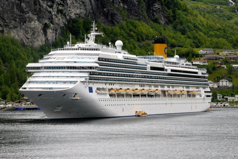 Cruise Ship, Passenger Ship, Ship, Water Transportation Picture. Image ...
