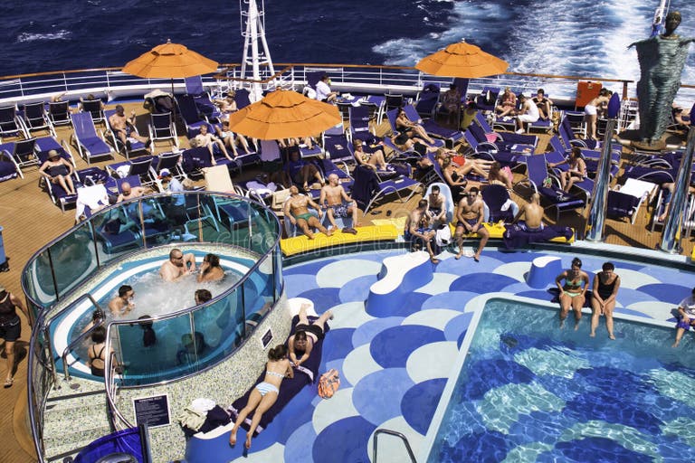 Cruise Ship Fun Pool Hot Tub Sunbathing Stock Photos - Free & Royalty ...