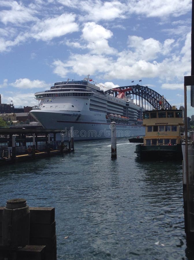 Cruise Ship with Sydney Harbor Bridge Editorial Stock Image - Image of ...