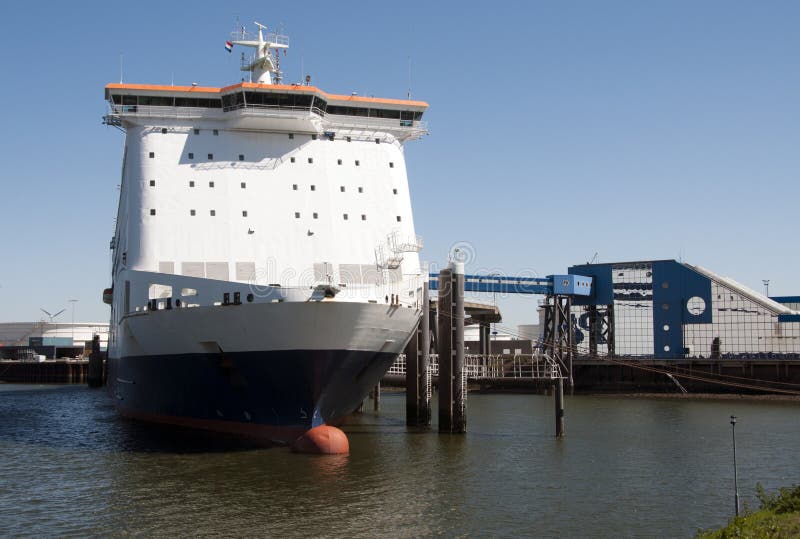 Cruise ship and terminal stock image. Image of ocean - 24353433