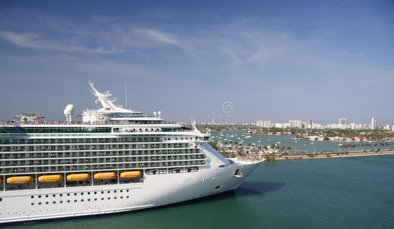 Cruising stock photo. Image of yacht, water, haze, lake - 2550482