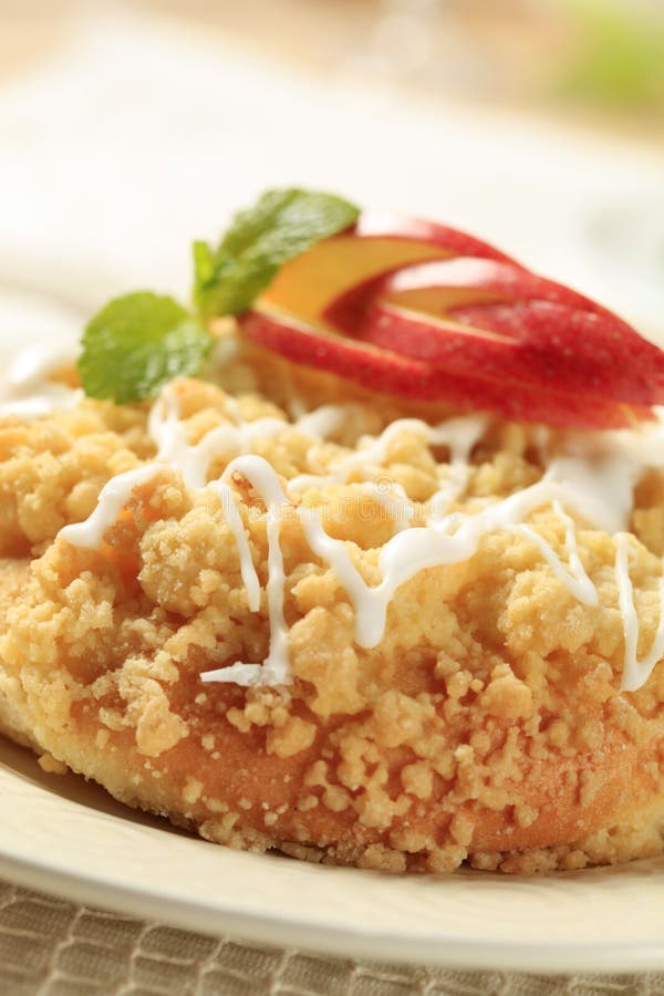 Crumb-topped Breakfast Pastry Stock Photo - Image of closeup, food ...
