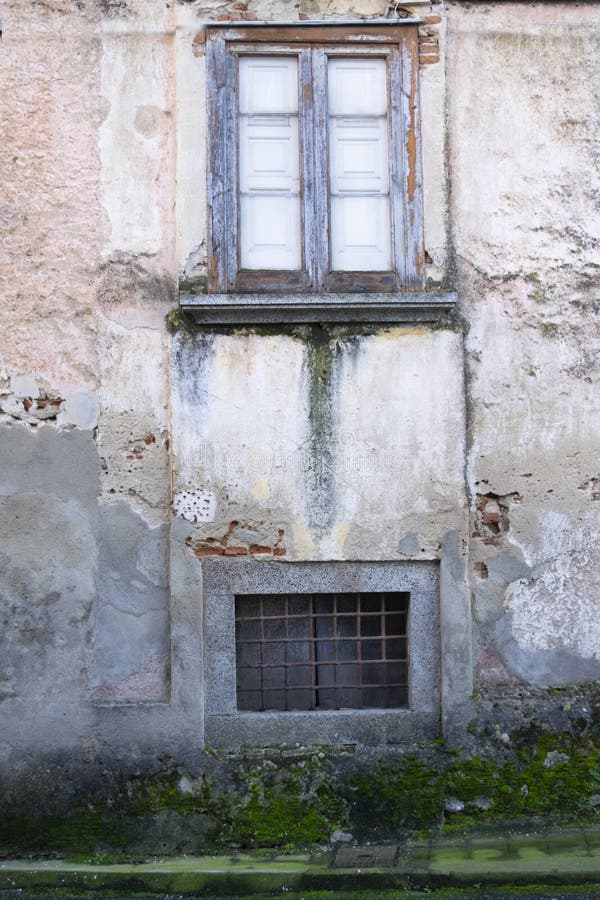 Abandoned windows stock image. Image of danger, building - 30541763