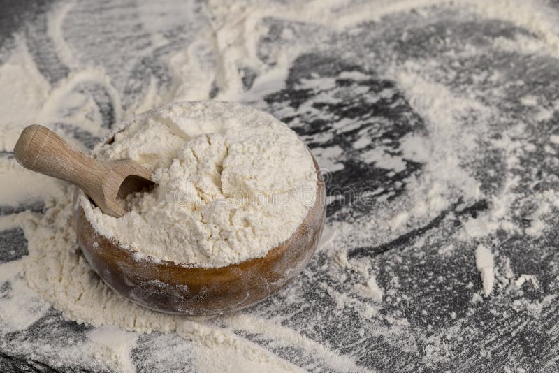 Crumbly Wheat Flour for Baking Bread Stock Image - Image of tableware ...