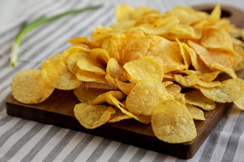 Crunch Onion Potato Chips Board Side View Stock Photos - Free & Royalty ...