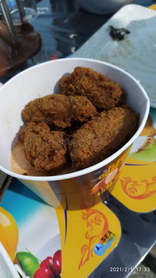 Crunchy KFC Chicken editorial image. Image of crunchy - 219523165