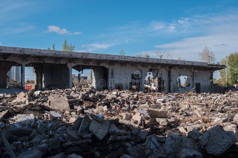 Rotten Building Stock Photos - Download 3,240 Royalty Free Photos