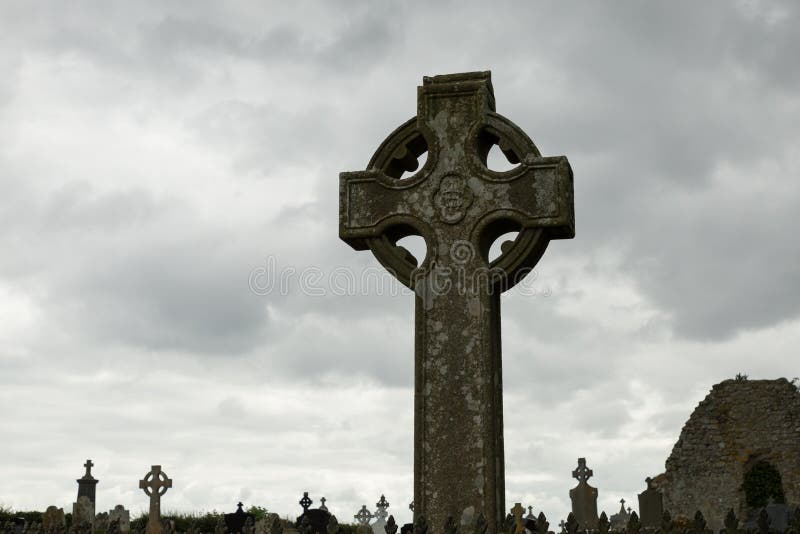 Cruz Celta Em Irlanda Do Norte Imagem de Stock - Imagem de d0, celtic ...