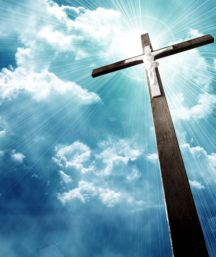 Cruz Del Crucifijo En El Cielo Hermoso Con El Rayo De Sol Cruz Santa ...