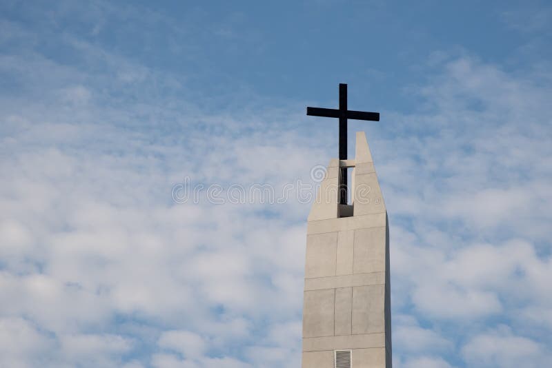 Cruz negra foto de archivo. Imagen de biblia, religioso - 80200510