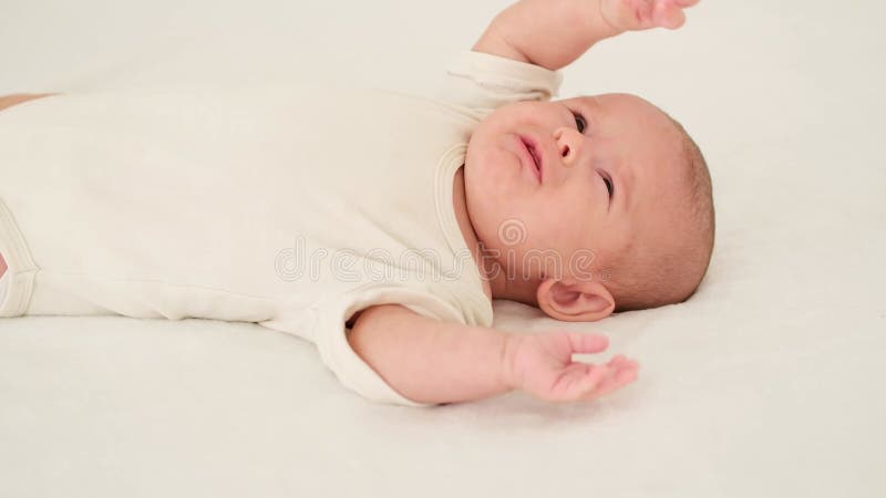 Crying Baby, Newborn Baby Calling for Mom, Crying and Screaming on a ...