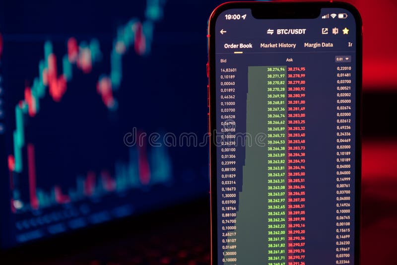 Cryptocurrency Price and Graph Evolution. Market Price of Bitcoin, Last ...