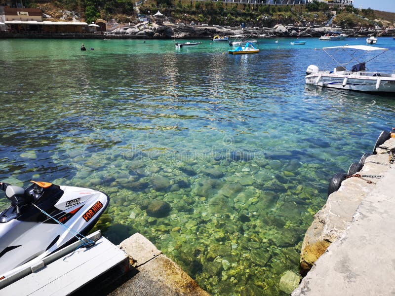 Crystal clear water Gozo editorial photo. Image of gozo - 238059636