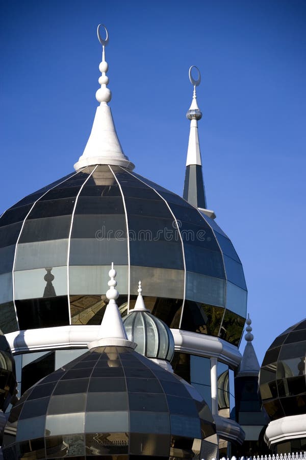 The Crystal Mosque stock photo. Image of crystal, islam - 10521394