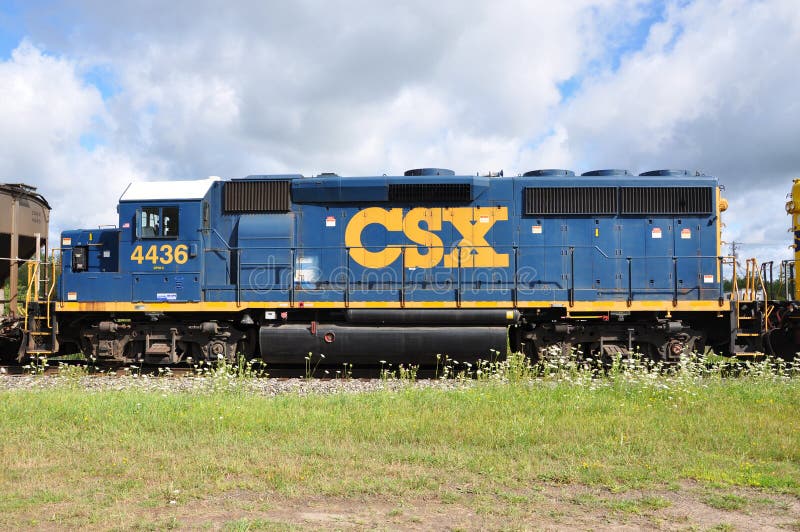 CSX Diesel Locomotive editorial photography. Image of santa - 21051147