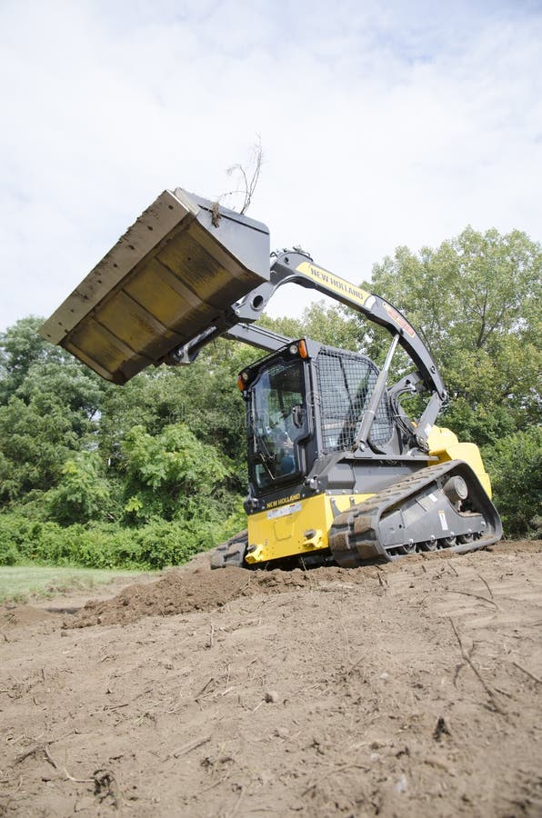 CTL Pushing Dirt editorial image. Image of dirt, vehicle - 42756380