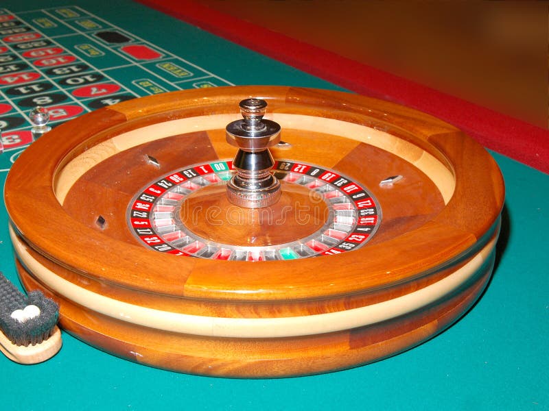 Rueda de la fortuna foto de archivo. Imagen de casino, dinero - 76276