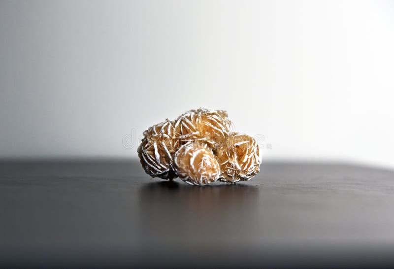 Cuarzo Color De Rosa Del Desierto Imagen de archivo - Imagen de ...