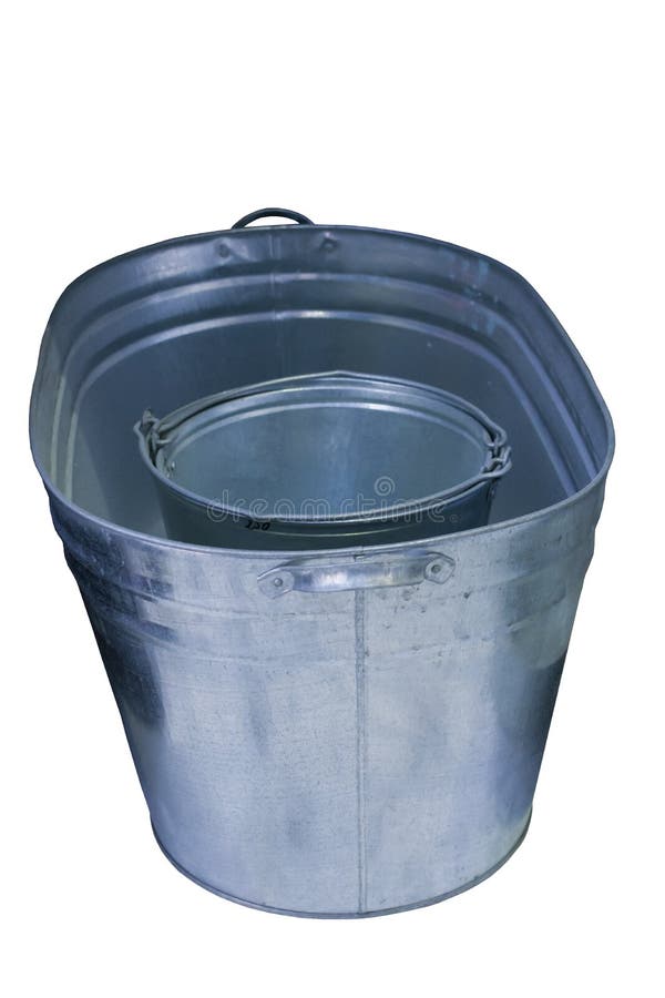 Cuba E Cubeta Galvanizadas Do Metal Foto de Stock - Imagem de banheira ...