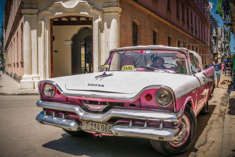Retro taxi cars editorial photography. Image of vintage - 19157872