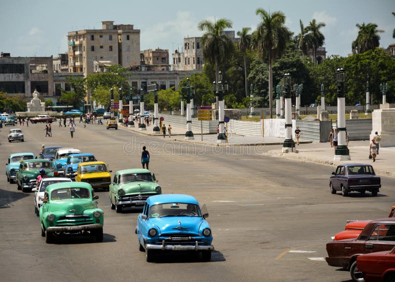 Cuban cars editorial image. Image of building, friends - 58374445