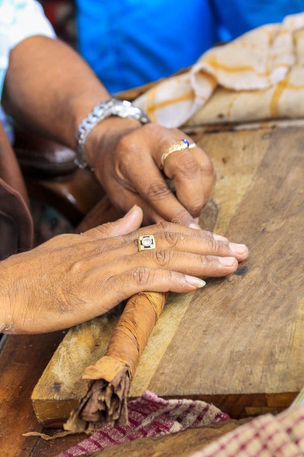 Cuban hand cigar stock image. Image of craft, handmade - 146761325