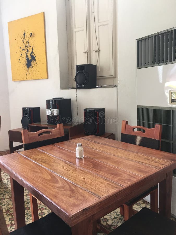 Cuban restaurant editorial image. Image of havana, cuban - 127651890