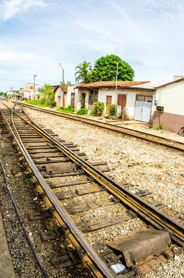 Cuban trains and railroads stock photo. Image of habana - 38521602
