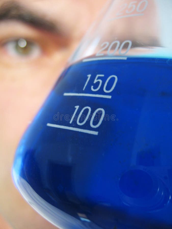 Cubilete imagen de archivo. Imagen de estudio, cubilete - 1184409