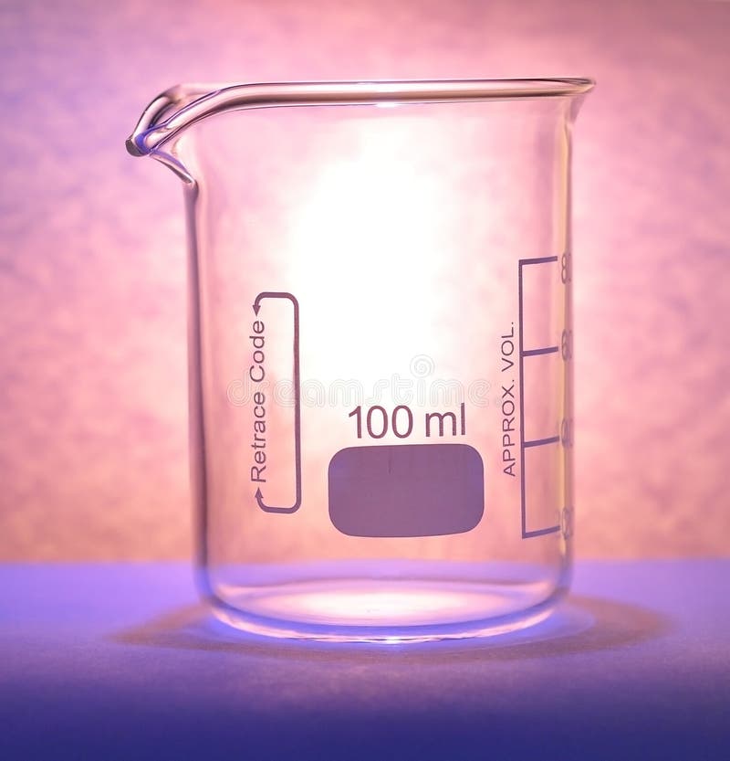 Cubilete foto de archivo. Imagen de volumen, médico, cristal - 15880340