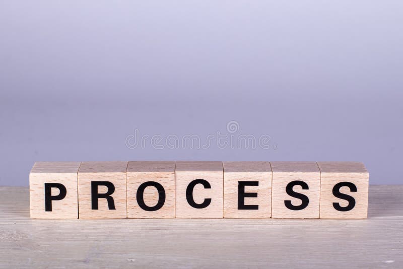 Cubos De Madeira Construindo a Palavra Processo Fundo Branco Imagem de ...