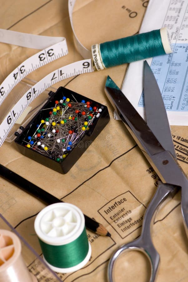 Cucito 4 immagine stock. Immagine di ricamo, tessuto, modello - 1627649