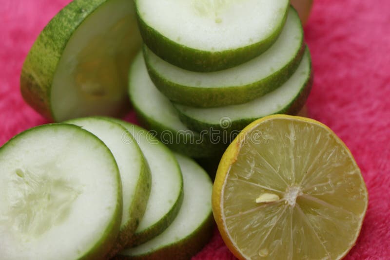 Cucumber and Lemon Round Shape Slice Stock Image - Image of isolated ...