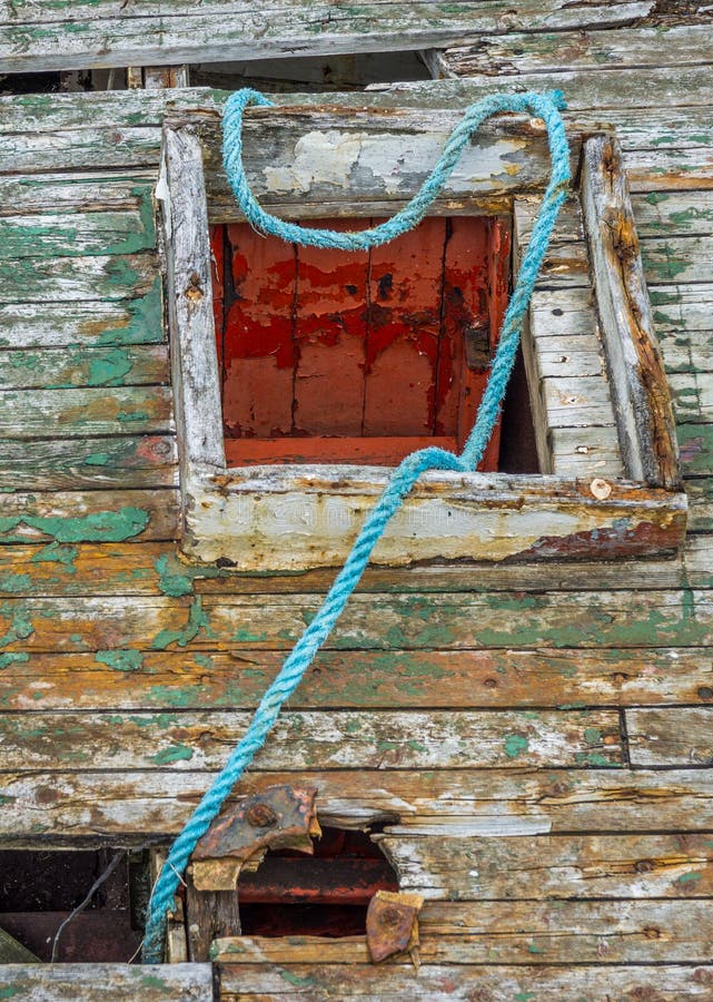 Barco Putrefacto Con El Motor Imagen de archivo - Imagen de obsoleto ...