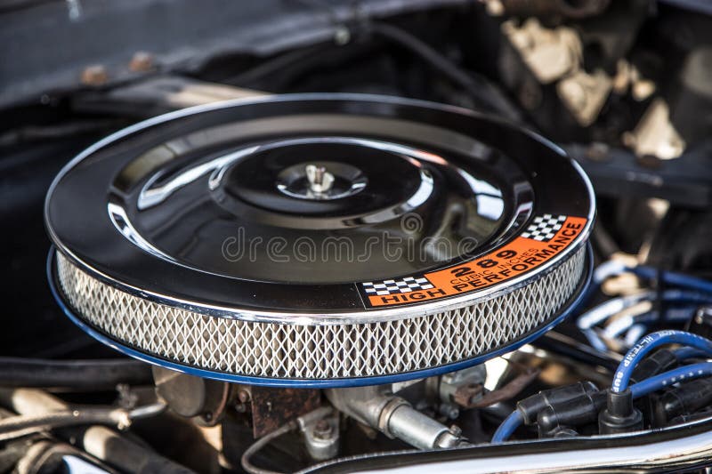 289 Cui V8 Engine with Chrome Details Editorial Photo - Image of liters ...