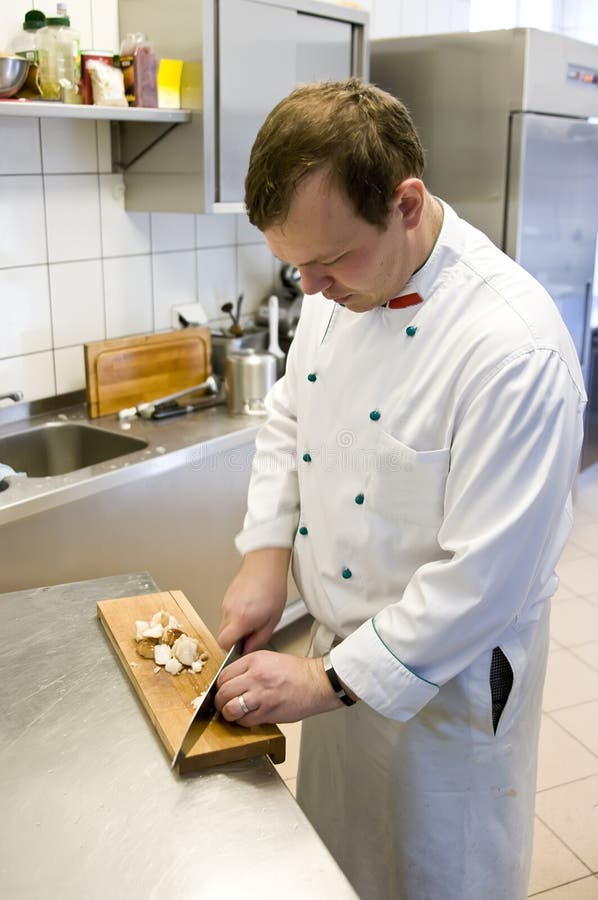 Cuisinier image stock. Image du commercial, travaux, cuisine - 11689147