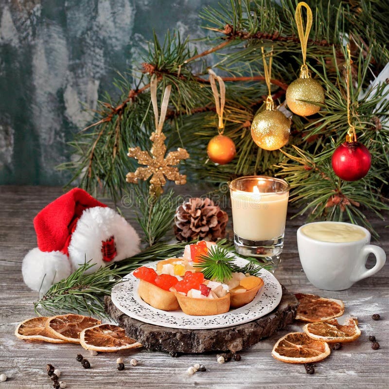 Culinary Countdown Crunch: Tempting Honey-Strawberry Crackers for New ...