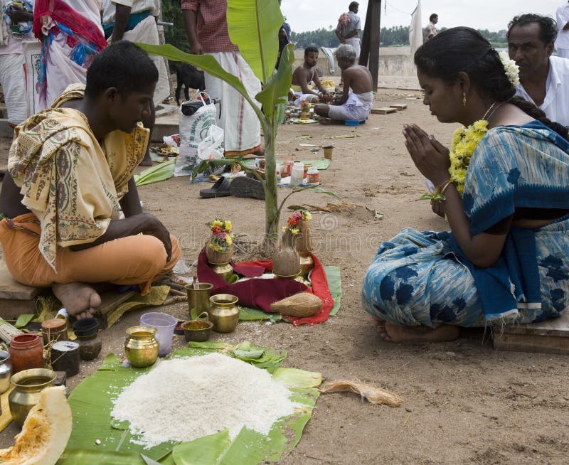 Culte Hindou - Srirangam - Inde Image stock éditorial - Image du indou ...