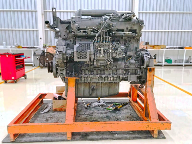 Cummins Engine Assembly Progress 1 Stock Photo - Image of standing ...