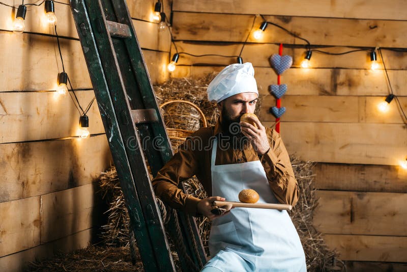 Cuoco Barbuto Bello Del Cuoco Unico Fotografia Stock - Immagine di ...