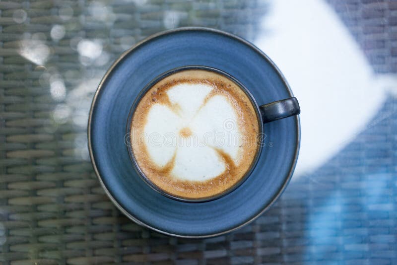 Cup Coffee Flower Pattern Blue Cup Mirror Stock Photos - Free & Royalty ...