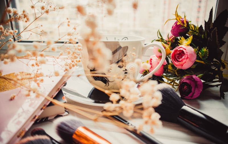 Cup of Coffee and Makeup Brushes on Wood White Background with Handbag ...