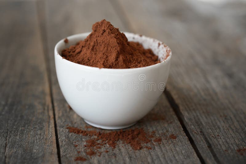 Cocoa Powder in a Wooden Spoon Stock Photo - Image of fruit, kitchen ...