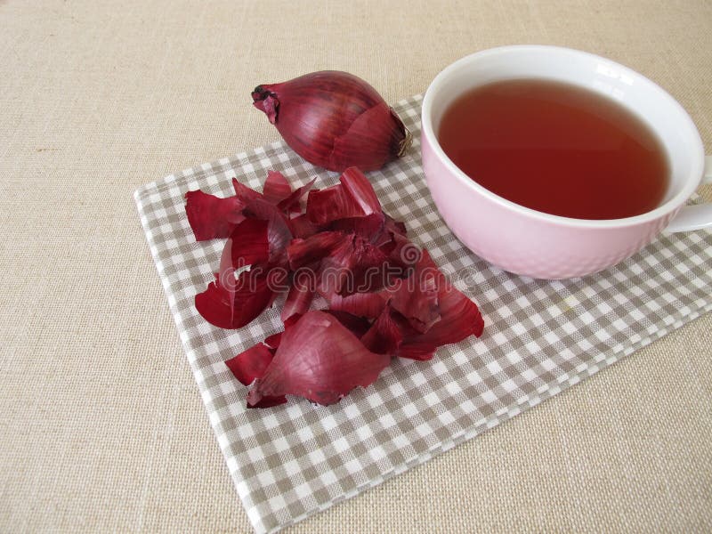 Red onion peel tea stock photo. Image of onion, infusion - 244967818